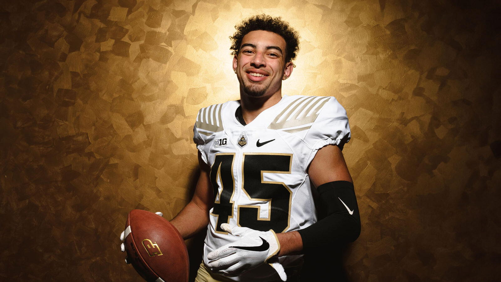 Devin Mockobee’s running start - Purdue Stories